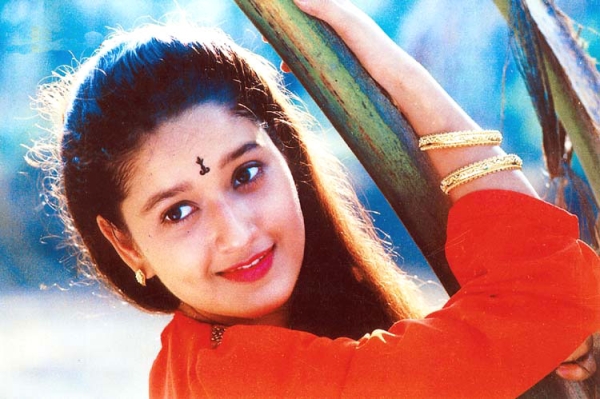 Laila Actress Wallpapers