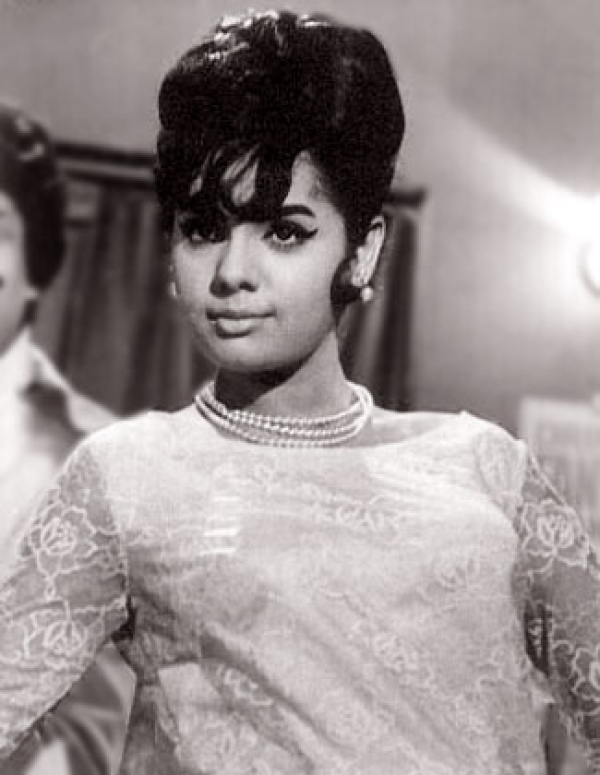 Mumtaz Photos: Latest HD Images, Pictures, Stills & Pics - FilmiBeat