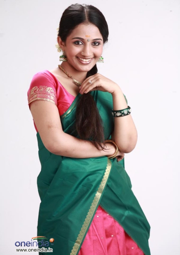 Athulya Photos: Latest HD Images, Pictures, Stills & Pics - FilmiBeat