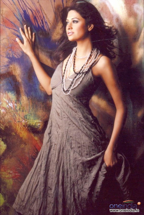 Ashima Bhalla Photos [HD]: Latest Images, Pictures, Stills of Ashima ...