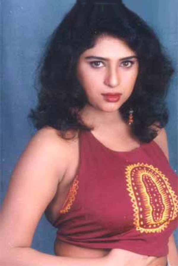 Rajashri Photos [HD]: Latest Images, Pictures, Stills of Rajashri ...