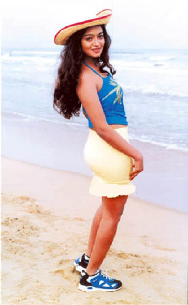 Rati Photos [HD]: Latest Images, Pictures, Stills of Rati - FilmiBeat