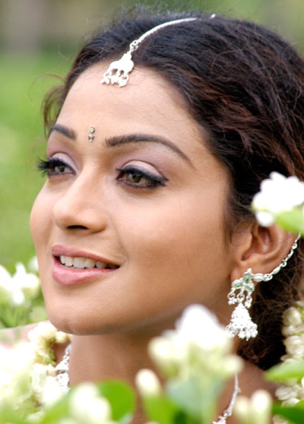 Rati Photos [HD]: Latest Images, Pictures, Stills of Rati - FilmiBeat