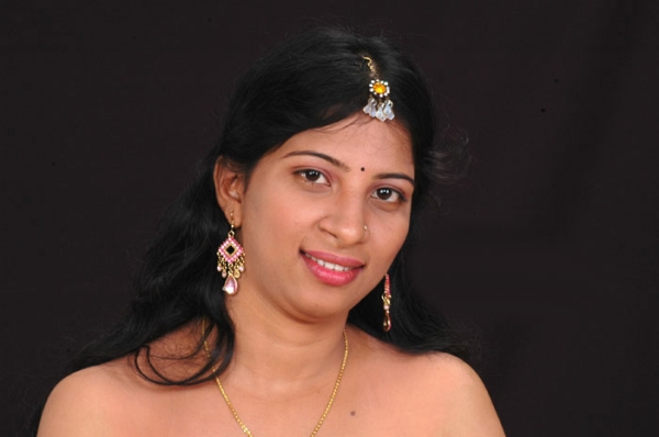 Hasina Photos: Latest HD Images, Pictures, Stills & Pics - FilmiBeat