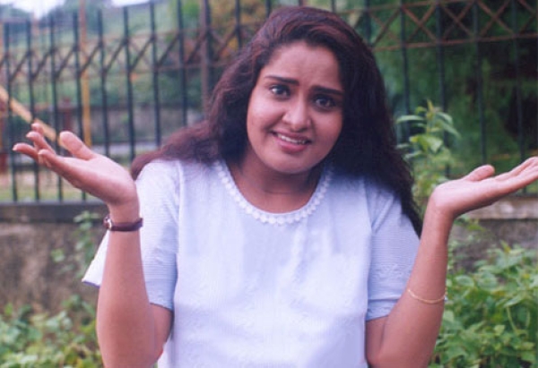 Pragathi Photos: Latest HD Images, Pictures, Stills & Pics - FilmiBeat