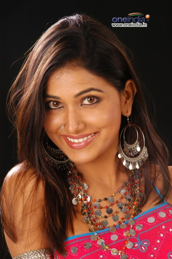 Priya Mohan Serial Actress