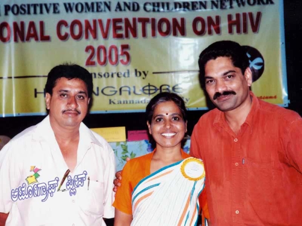 Autograph Please Photos: HD Images, Pictures, Stills, First Look ...