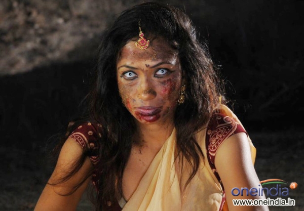 Saithan Photos: HD Images, Pictures, Stills, First Look Posters of ...