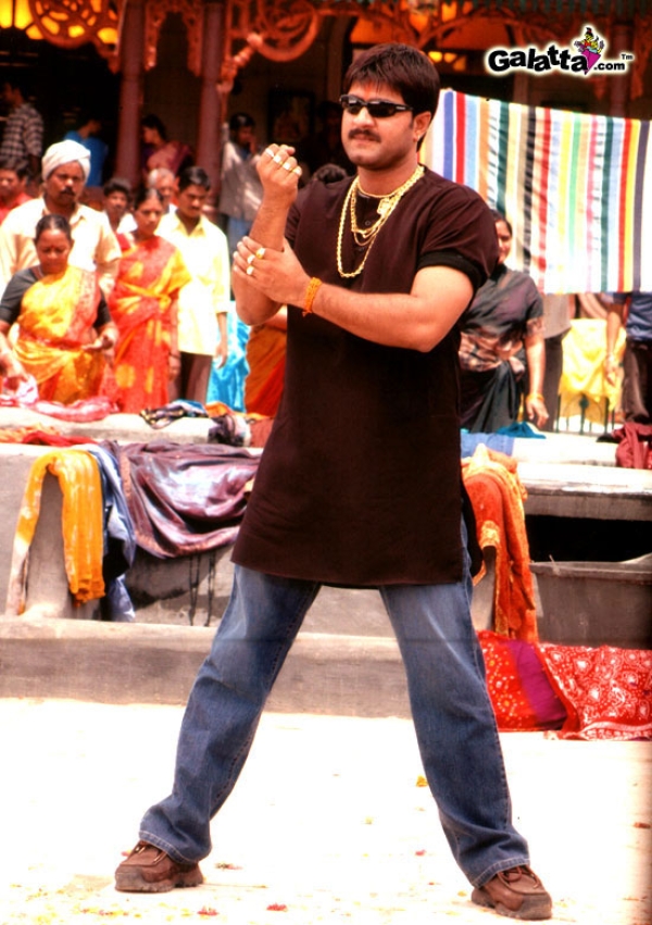 Shankar Dada M B B S Photos: HD Images, Pictures, Stills, First Look ...
