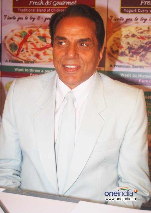 Dharmendra at Yummy Chef book launch Photos - FilmiBeat