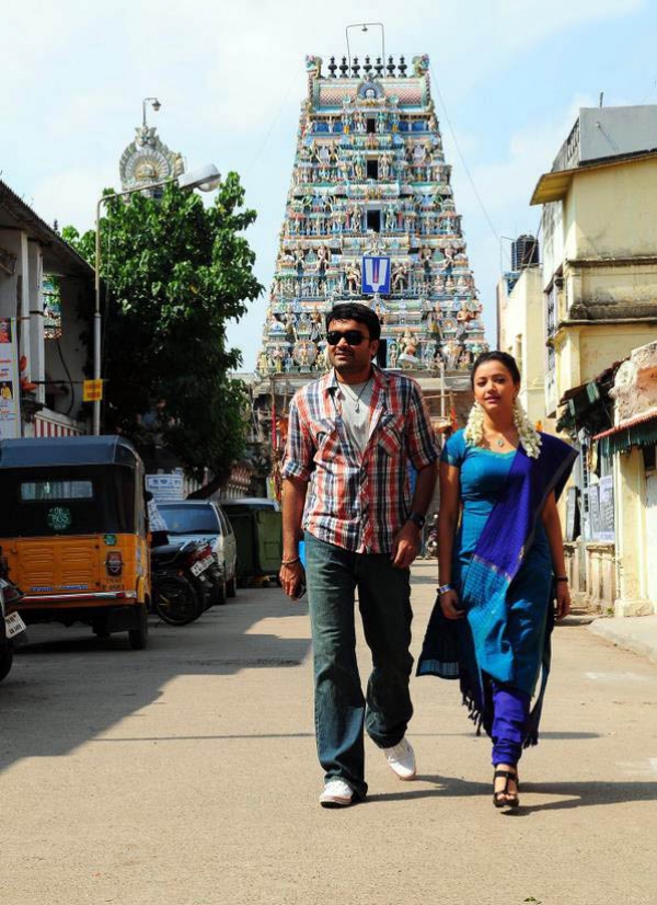 Ra Ra Photos: HD Images, Pictures, Stills, First Look Posters of Ra Ra ...