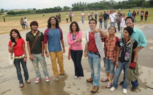 Inidhu Inidhu Photos: HD Images, Pictures, Stills, First Look Posters ...