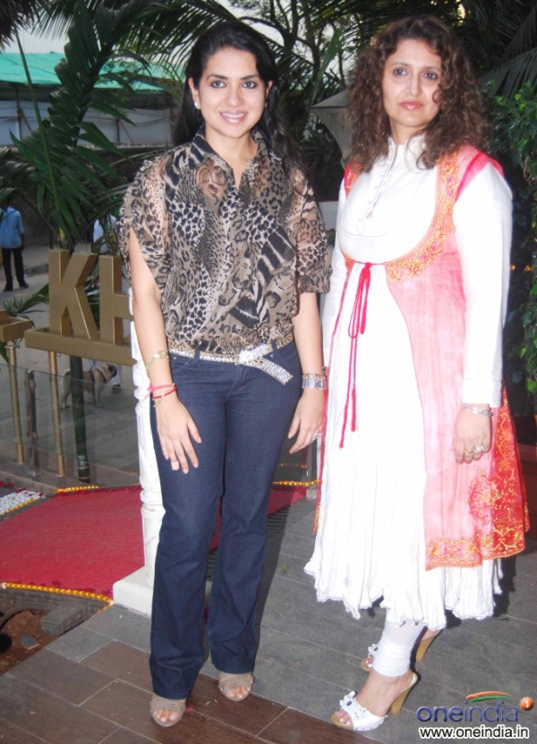 Shaina NC New Collection Launch Photos - FilmiBeat