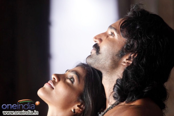Dhanshika In Aravaan