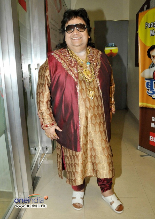 Red Ribbon Marathon Photos - FilmiBeat