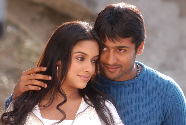 Ghajini Photos: HD Images, Pictures, Stills, First Look Posters of ...