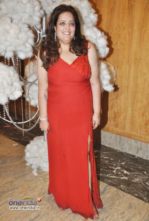 Sunaina Roshan's Birthday Bash Photos - FilmiBeat