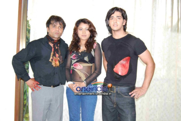 Take Off Photos: HD Images, Pictures, Stills, First Look Posters of ...