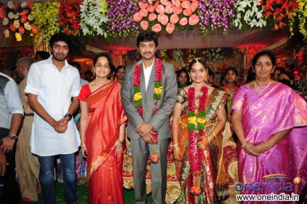 Aryan Rajesh Wedding Photos - FilmiBeat