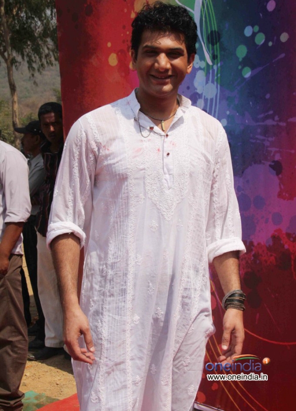 Colors Holi Party 2012 Photos - FilmiBeat