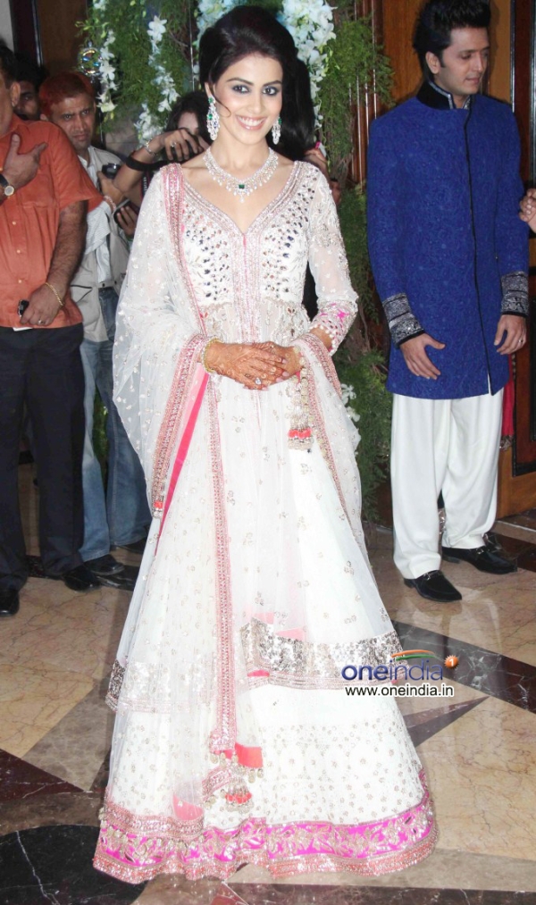 Riteish and Genelia Sangeet Ceremony Photos - FilmiBeat