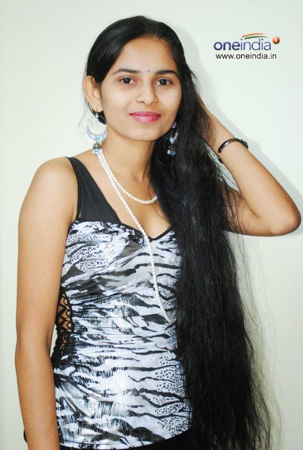 Sameera Photos: Latest HD Images, Pictures, Stills & Pics - FilmiBeat