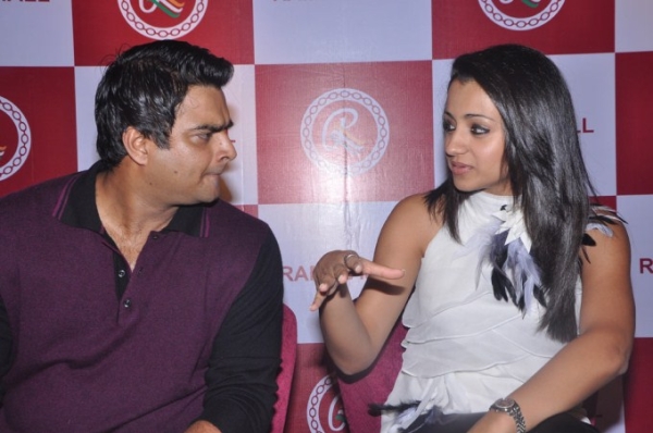 Trisha And Madhavan At Opening Of Ramee Mall Photos - FilmiBeat