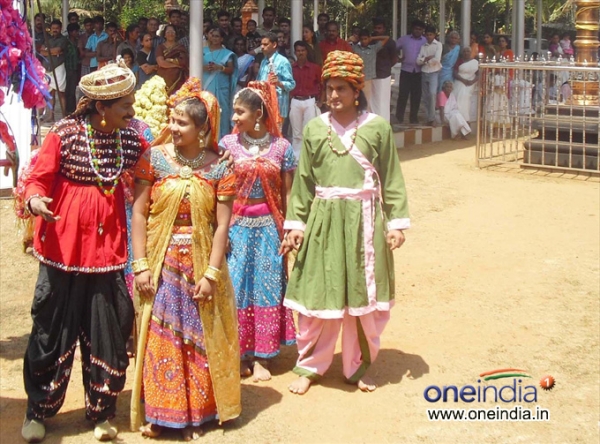 Superstar Santhosh Pandit Photos: HD Images, Pictures, Stills, First ...