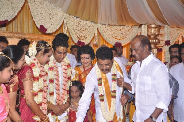 KS Ravikumar Daughter Wedding Photos - FilmiBeat