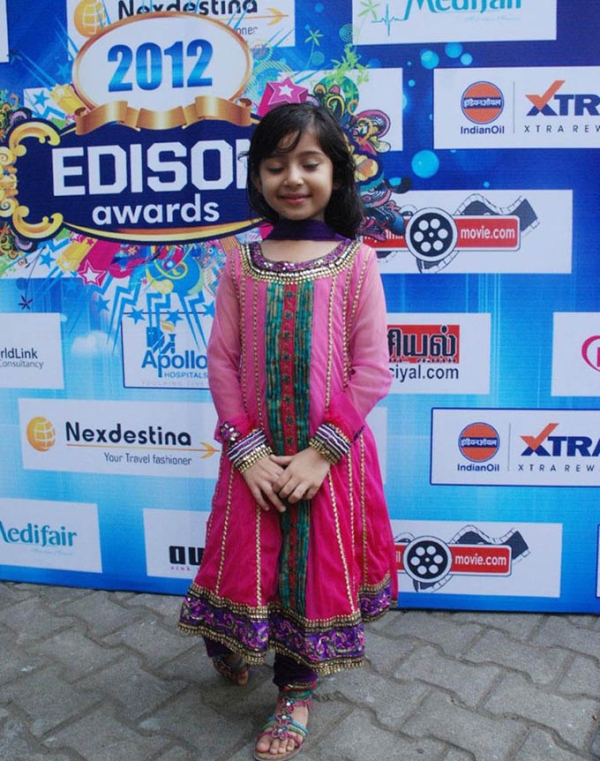 Baby Sara In Vijay Awards