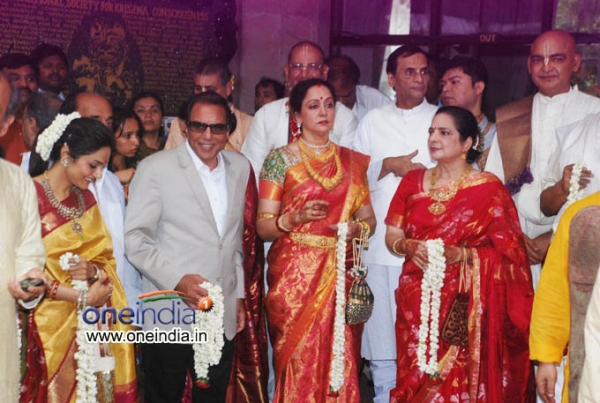 Esha Deol and Bharat Takhtani Wedding Photos - FilmiBeat