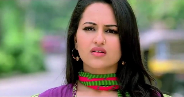 Akshay Kumar In Rowdy Rathore Wallpaper Hd