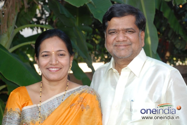 Jagadish Shettar sworn in as Karnataka CM Photos - FilmiBeat