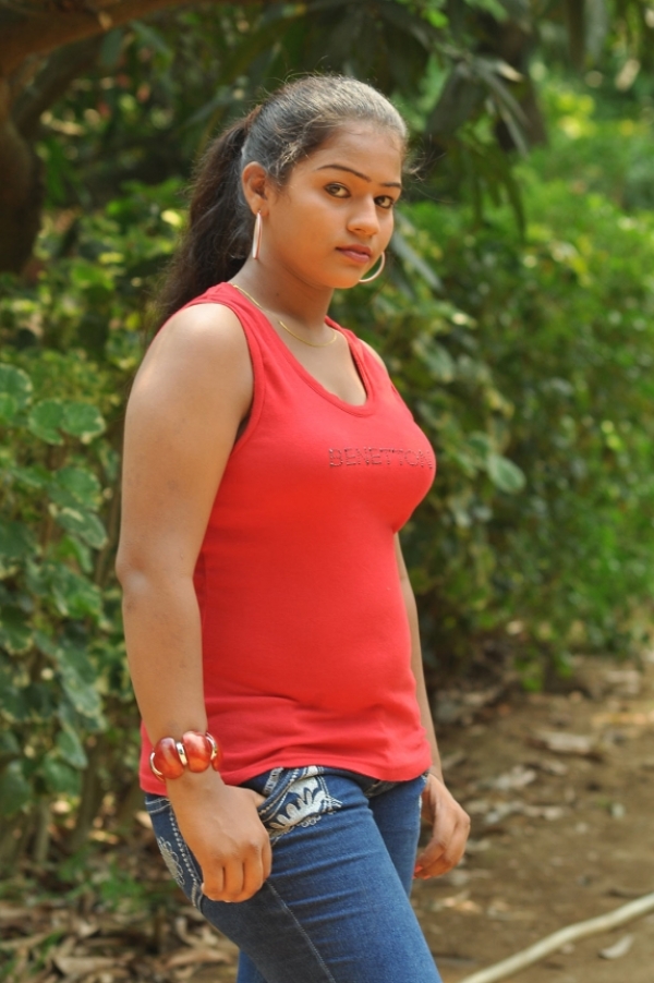Selathu Ponnu Tamil Movie