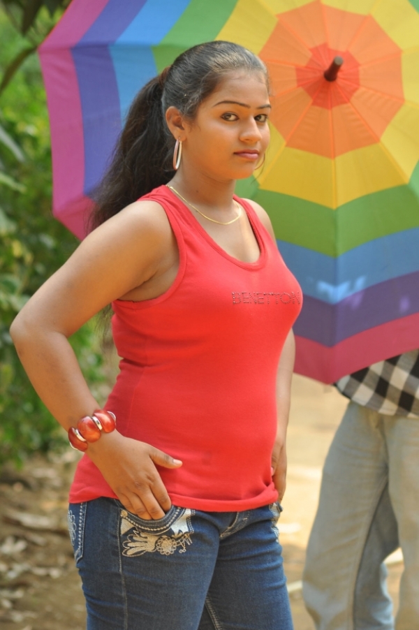 Selathu Ponnu Tamil Movie
