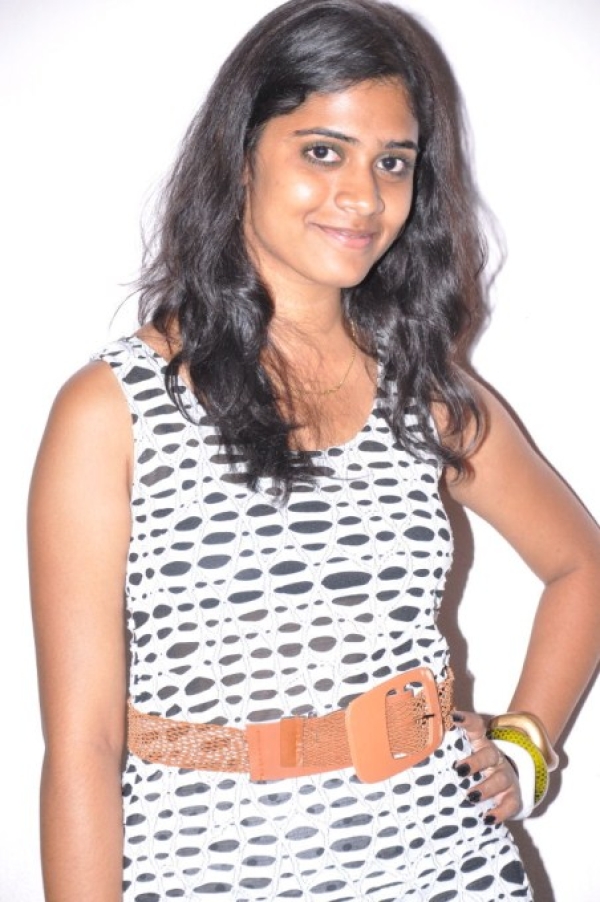 Intaki Nuvvu Evaru Logo Launch Photos - FilmiBeat