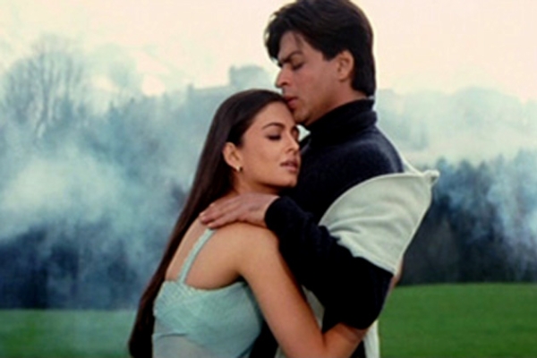 Top Romantic Scenes from Yash Chopra Films Photos - FilmiBeat