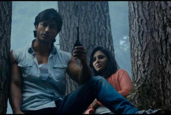 Commando Hindi Movie Wallpaper