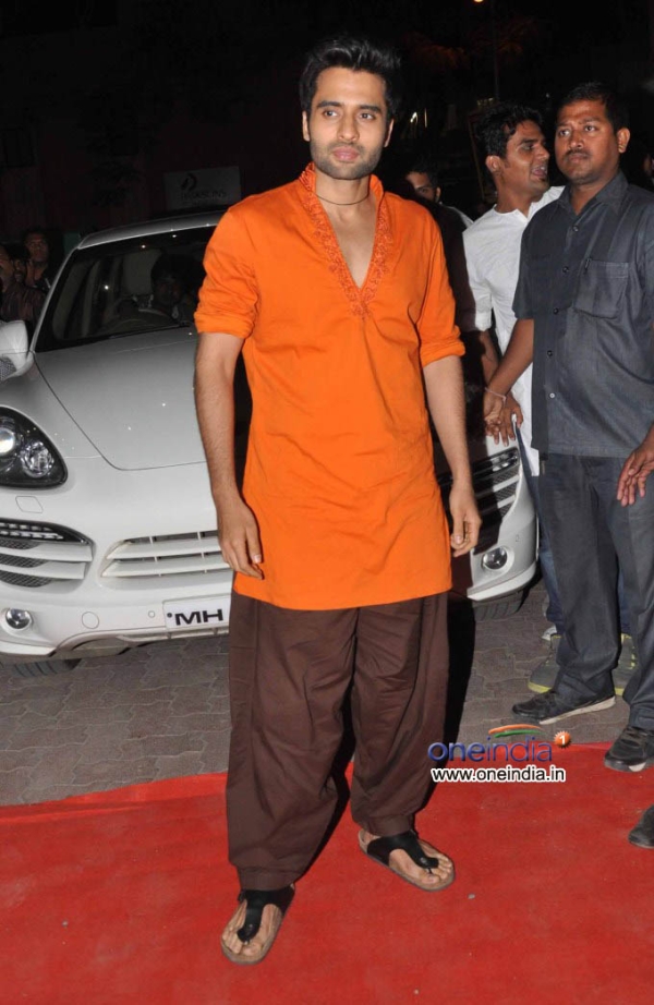 First Look launch of Rangrezz at Lalbagcha Raja Photos - FilmiBeat