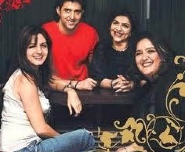 Famous Bollywood Families Photos - FilmiBeat