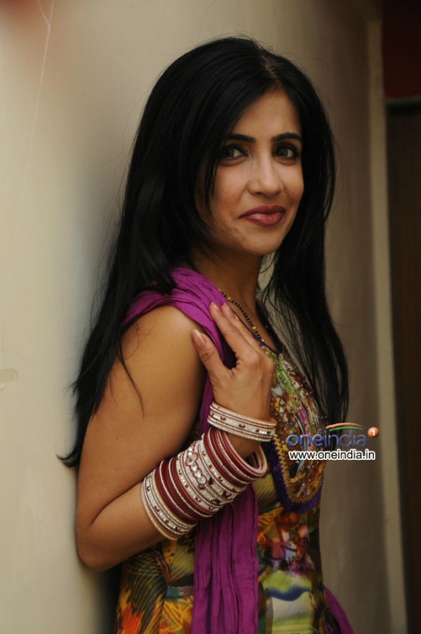 Preety Bhalla's Birthday Bash Photos - FilmiBeat