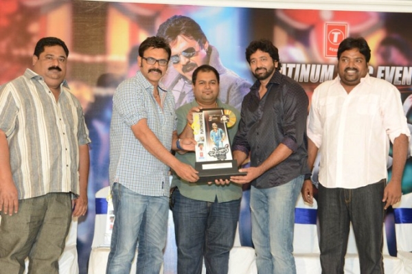 Shadow Platinum Disc Function Photos - FilmiBeat