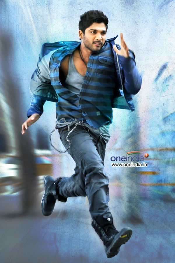 Iddarammayilatho First Look Hd Wallpapers