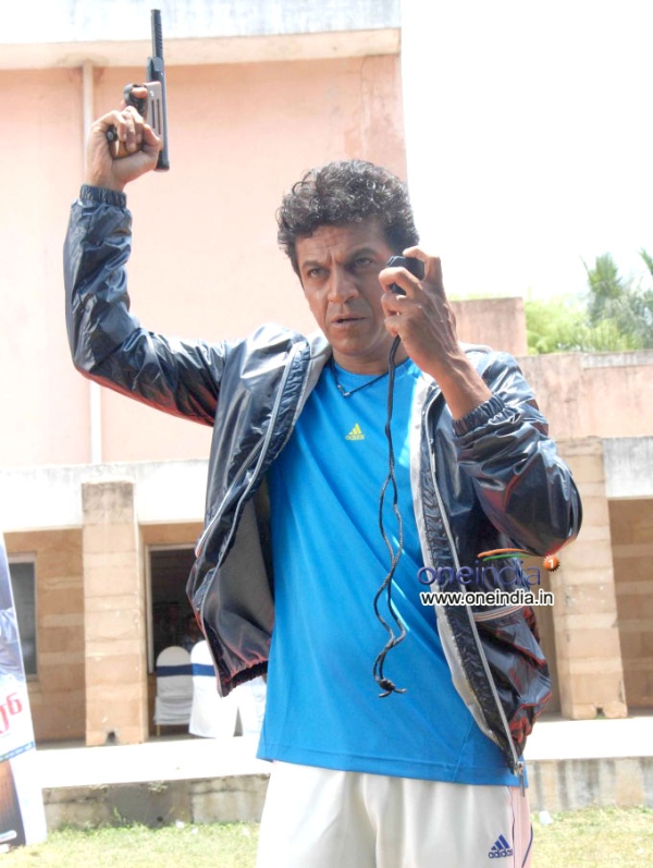 Aryan Photos: HD Images, Pictures, Stills, First Look Posters of Aryan ...