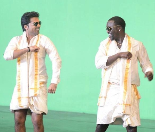 Simbu Stills In Love Anthem