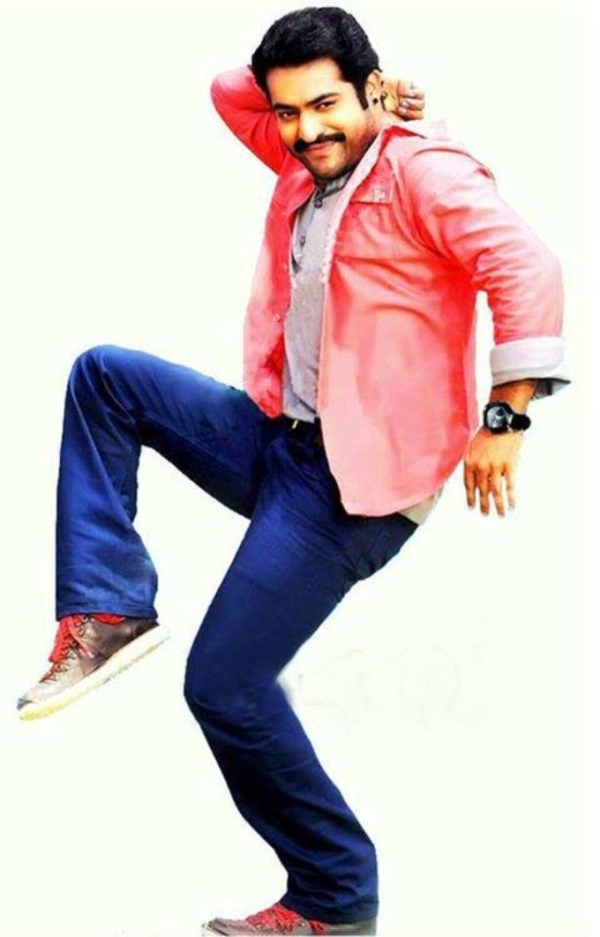 Jr Ntr Latest Stills In Ramaiya Vastavaiya
