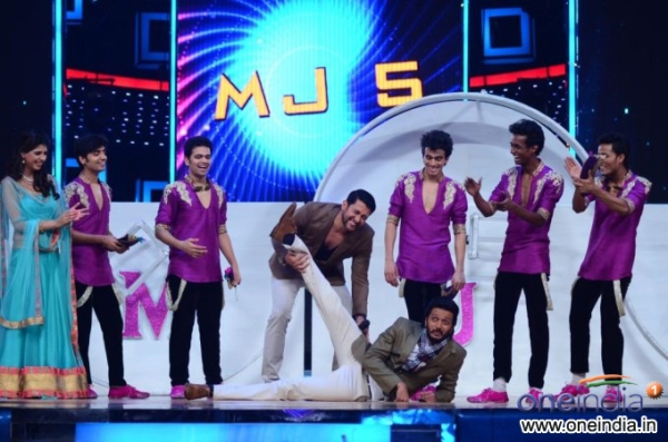 India's Dancing Superstar Photos- FilmiBeat