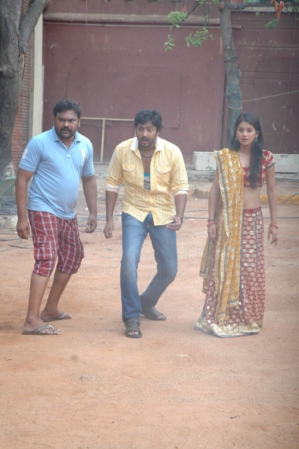 Pakado Pakado Photos: HD Images, Pictures, Stills, First Look Posters ...