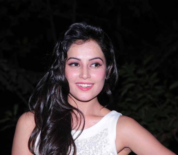 Manathil Mayam Seithai Photos: HD Images, Pictures, Stills, First Look ...