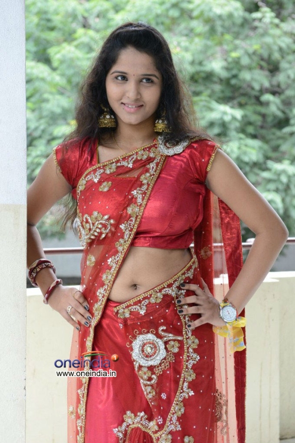 Jayanthi Photos: Latest HD Images, Pictures, Stills & Pics - FilmiBeat